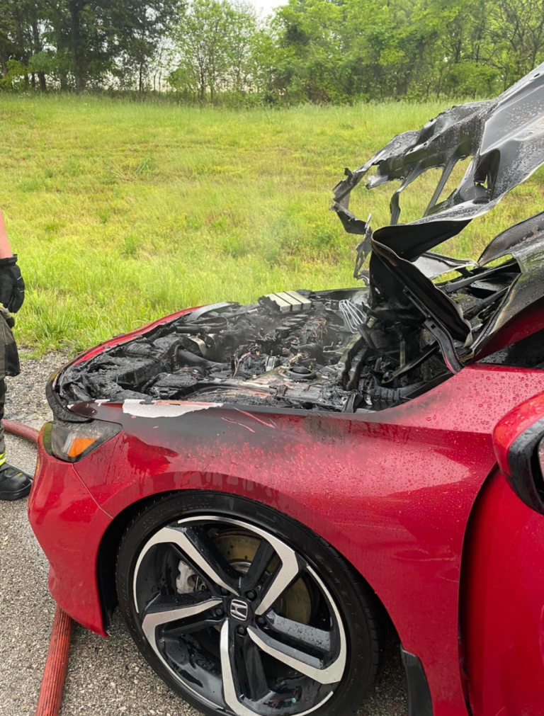 Lightning strikes car on I-65 – Jobe for Kentucky