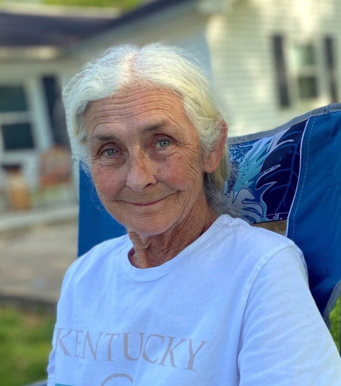 Ashley Mutter's Instagram, Twitter & Facebook on IDCrawl